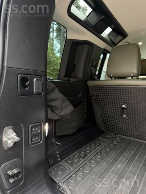 Zaļš Land Rover Defender 2021 Rīga, ar dzinēja tilpumu 3.00 L un nobraukumu 118 tūkst. km par 44890 €, foto 22 vietnē AUTOMOTO.COM.LV