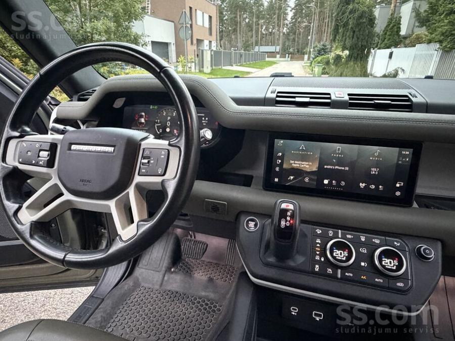 Zaļš Land Rover Defender 2021 Rīga, ar dzinēja tilpumu 3.00 L un nobraukumu 118 tūkst. km par 44890 €, foto 37 vietnē AUTOMOTO.COM.LV