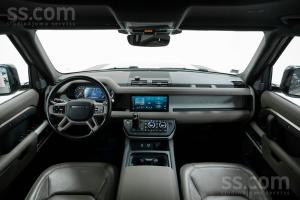 Zaļš Land Rover Defender 2022 Rīga, ar dzinēja tilpumu 3.00 L un nobraukumu 139 tūkst. km par 58900 €, foto 4 vietnē AUTOMOTO.COM.LV