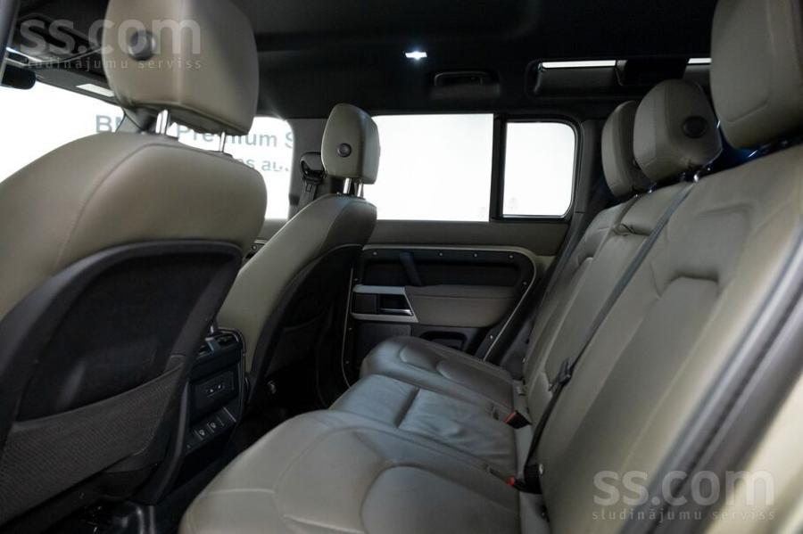 Zaļš Land Rover Defender 2022 Rīga, ar dzinēja tilpumu 3.00 L un nobraukumu 139 tūkst. km par 58900 €, foto 7 vietnē AUTOMOTO.COM.LV
