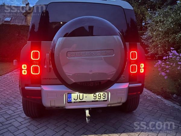 Land Rover Defender 2023 Jelgava vietnē Zaļš Land Rover Defender 2023 Jelgava, ar dzinēja tilpumu 3.00 L un nobraukumu 115 tūkst. km par 49000 €, foto 8 vietnē AUTOMOTO.COM.LV