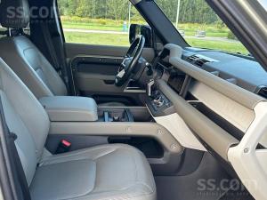 Zaļš Land Rover Defender 2023 Jelgava, ar dzinēja tilpumu 3.00 L un nobraukumu 115 tūkst. km par 49000 €, foto 14 vietnē AUTOMOTO.COM.LV