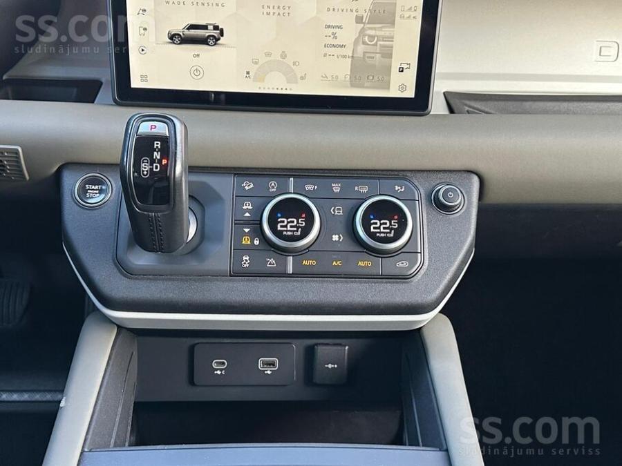 Zaļš Land Rover Defender 2023 Jelgava, ar dzinēja tilpumu 3.00 L un nobraukumu 115 tūkst. km par 49000 €, foto 15 vietnē AUTOMOTO.COM.LV