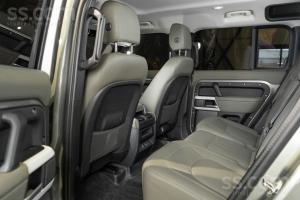 Zaļš Land Rover Defender 2024 Rīga, ar dzinēja tilpumu 3.00 L un nobraukumu 42 tūkst. km par 65000 €, foto 14 vietnē AUTOMOTO.COM.LV