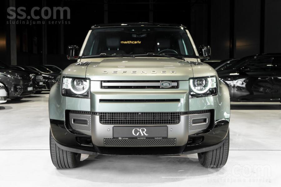 Green Land Rover Defender 2025 in Riga, with an engine capacity of 3.00 L and mileage of 12 thousand km for 72500 €, photo 3 on AUTOMOTO.COM.LV