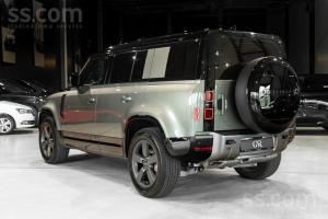 Green Land Rover Defender 2025 in Riga, with an engine capacity of 3.00 L and mileage of 12 thousand km for 72500 €, photo 7 on AUTOMOTO.COM.LV