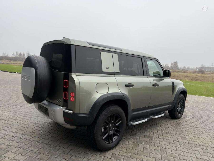 Grey Land Rover Defender 2020 in Siauliai, with an engine capacity of 2.00 L and mileage of 151 thousand km for 36500 €, photo 9 on AUTOMOTO.COM.LV