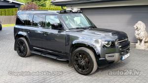 Pelēks Land Rover Defender 2021 Pērnava, ar dzinēja tilpumu 3.00 L un nobraukumu 113 tūkst. km par 64900 €, foto  vietnē AUTOMOTO.COM.LV