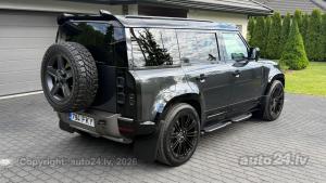 Pelēks Land Rover Defender 2021 Pērnava, ar dzinēja tilpumu 3.00 L un nobraukumu 113 tūkst. km par 64900 €, foto 4 vietnē AUTOMOTO.COM.LV