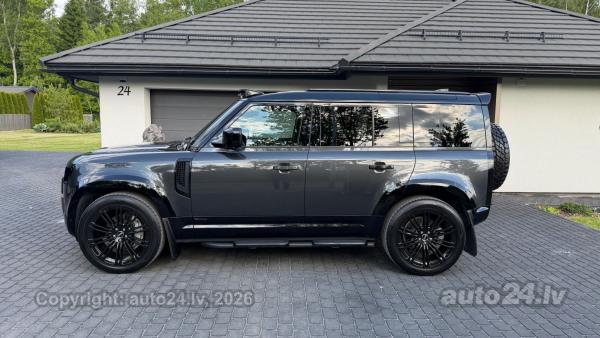 Pelēks Land Rover Defender 2021 Pērnava, ar dzinēja tilpumu 3.00 L un nobraukumu 113 tūkst. km par 64900 €, foto 5 vietnē AUTOMOTO.COM.LV