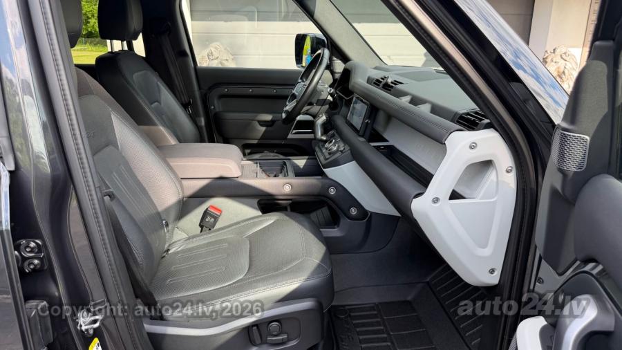 Pelēks Land Rover Defender 2021 Pērnava, ar dzinēja tilpumu 3.00 L un nobraukumu 113 tūkst. km par 64900 €, foto 9 vietnē AUTOMOTO.COM.LV