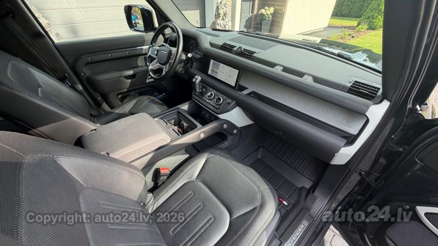 Pelēks Land Rover Defender 2021 Pērnava, ar dzinēja tilpumu 3.00 L un nobraukumu 113 tūkst. km par 64900 €, foto 12 vietnē AUTOMOTO.COM.LV