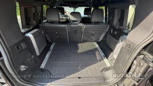 Pelēks Land Rover Defender 2021 Pērnava, ar dzinēja tilpumu 3.00 L un nobraukumu 113 tūkst. km par 64900 €, foto 14 vietnē AUTOMOTO.COM.LV