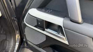 Pelēks Land Rover Defender 2021 Pērnava, ar dzinēja tilpumu 3.00 L un nobraukumu 113 tūkst. km par 64900 €, foto 15 vietnē AUTOMOTO.COM.LV