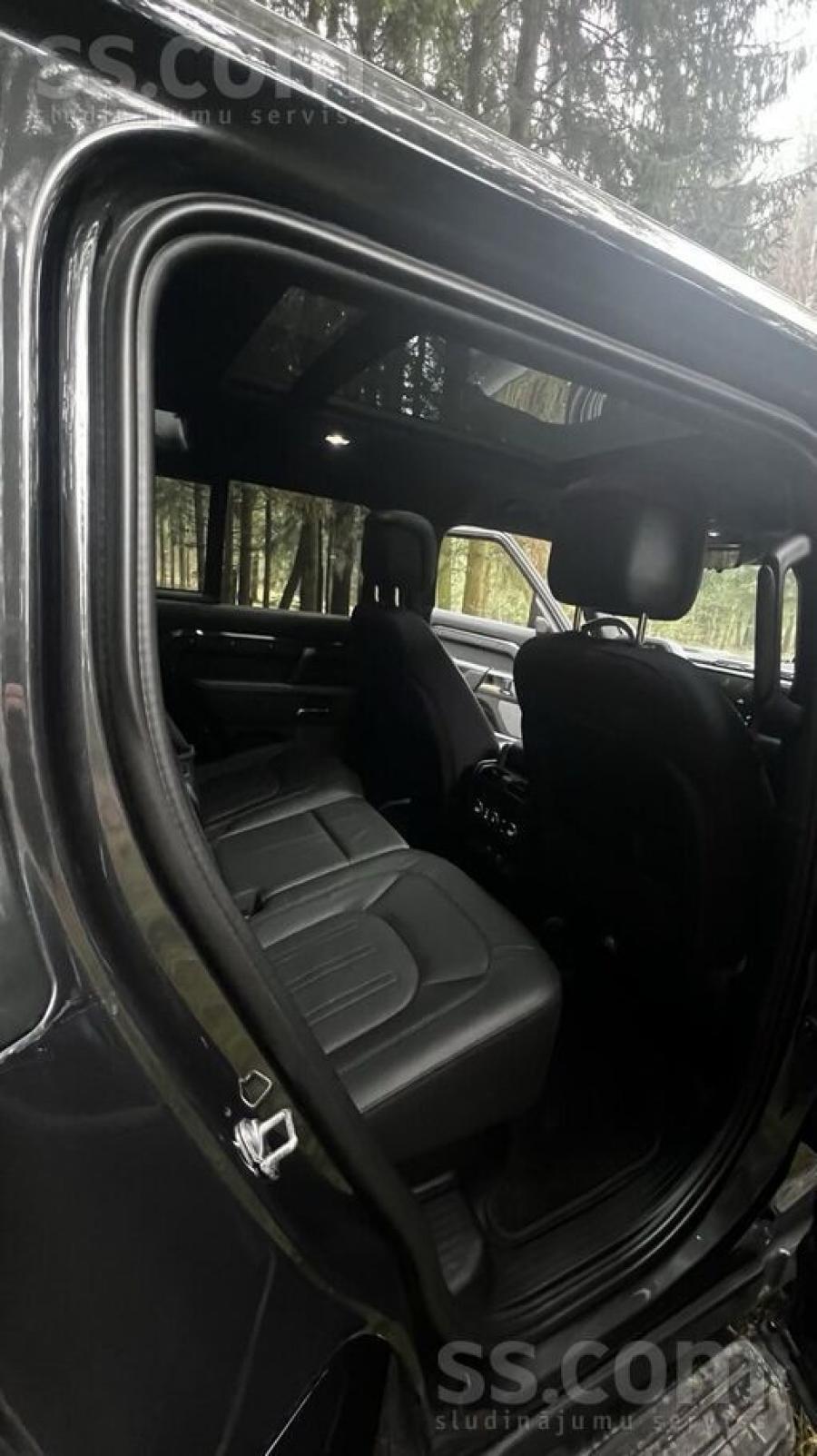 Pelēks Land Rover Defender 2022 Rīga, ar dzinēja tilpumu 3.00 L un nobraukumu 88 tūkst. km par 55999 €, foto 9 vietnē AUTOMOTO.COM.LV