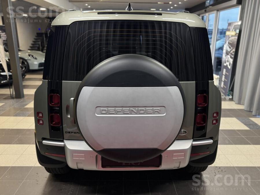 Pelēks Land Rover Defender 2022 Rīga, ar dzinēja tilpumu 3.00 L un nobraukumu 90 tūkst. km par 47490 €, foto 6 vietnē AUTOMOTO.COM.LV