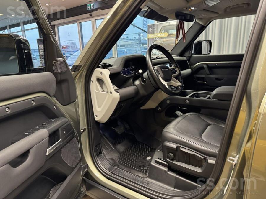 Pelēks Land Rover Defender 2022 Rīga, ar dzinēja tilpumu 3.00 L un nobraukumu 90 tūkst. km par 47490 €, foto 9 vietnē AUTOMOTO.COM.LV