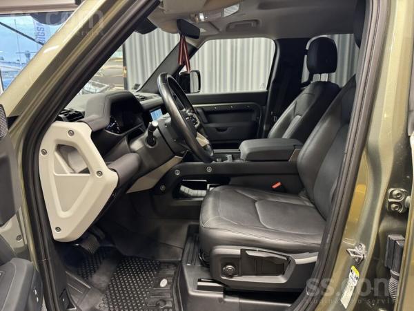 Pelēks Land Rover Defender 2022 Rīga, ar dzinēja tilpumu 3.00 L un nobraukumu 90 tūkst. km par 47490 €, foto 9 vietnē AUTOMOTO.COM.LV