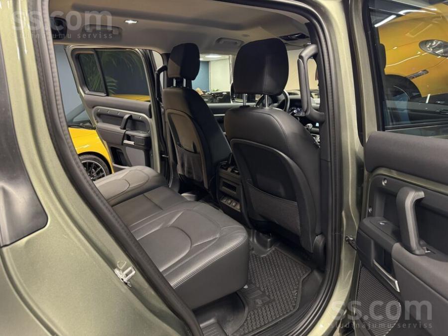 Pelēks Land Rover Defender 2022 Rīga, ar dzinēja tilpumu 3.00 L un nobraukumu 90 tūkst. km par 47490 €, foto 16 vietnē AUTOMOTO.COM.LV