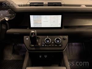 Pelēks Land Rover Defender 2022 Rīga, ar dzinēja tilpumu 3.00 L un nobraukumu 90 tūkst. km par 47490 €, foto 19 vietnē AUTOMOTO.COM.LV