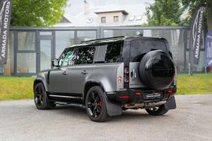 Pelēks Land Rover Defender 2024 Viļņa, ar dzinēja tilpumu 3.00 L un nobraukumu 32 tūkst. km par 83900 €, foto 13 vietnē AUTOMOTO.COM.LV