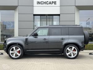 Grey Land Rover Defender 2025 in Vilnius, with an engine capacity of 3.00 L and mileage of 20 thousand km for 90500 €, photo 5 on AUTOMOTO.COM.LV