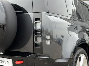 Grey Land Rover Defender 2025 in Vilnius, with an engine capacity of 3.00 L and mileage of 20 thousand km for 90500 €, photo 9 on AUTOMOTO.COM.LV