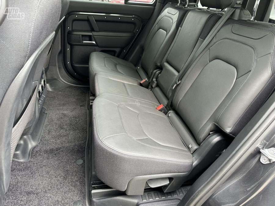 Grey Land Rover Defender 2025 in Vilnius, with an engine capacity of 3.00 L and mileage of 20 thousand km for 90500 €, photo 13 on AUTOMOTO.COM.LV