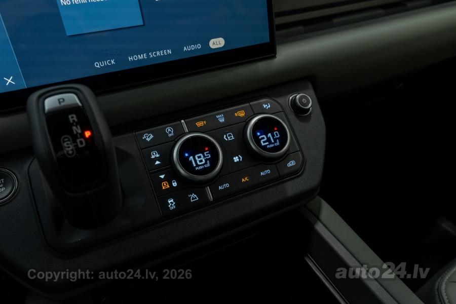 Pelēks Land Rover Defender 2025 Tallina, ar dzinēja tilpumu 3.00 L un nobraukumu 10 tūkst. km par 79450 €, foto 13 vietnē AUTOMOTO.COM.LV