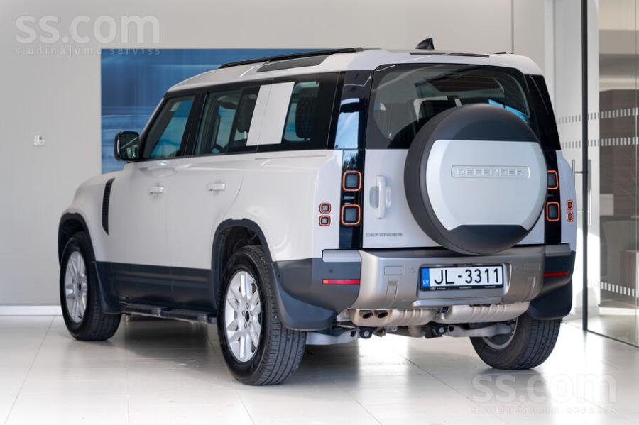 Pelēks Land Rover Defender 2026 Rīga, ar dzinēja tilpumu 3.00 L un nobraukumu 3 tūkst. km par 64990 €, foto 5 vietnē AUTOMOTO.COM.LV