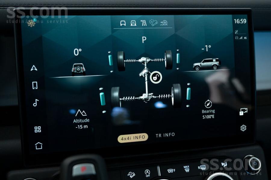 Pelēks Land Rover Defender 2026 Rīga, ar dzinēja tilpumu 3.00 L un nobraukumu 3 tūkst. km par 64990 €, foto 24 vietnē AUTOMOTO.COM.LV