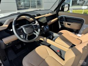 Grey Land Rover Defender 2026 in Vilnius, with an engine capacity of 3.00 L and mileage of 15 thousand km for 80000 €, photo 10 on AUTOMOTO.COM.LV