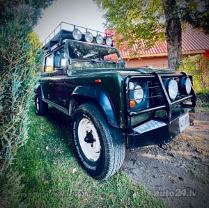 Land Rover Defender 1991 in Tallinn, with an engine capacity of 2.50 L and mileage of 0 thousand km for 7900 €, photo 4 on AUTOMOTO.COM.LV