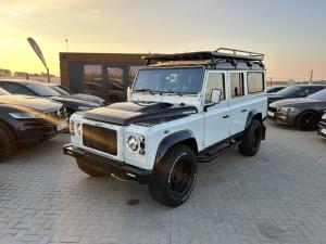 White Land Rover Defender 2013 in Kaunas, with an engine capacity of 2.50 L and mileage of 81 thousand km for 63500 €, photo  on AUTOMOTO.COM.LV