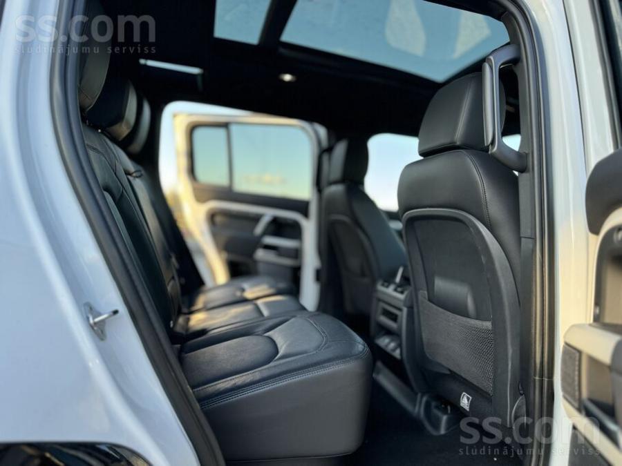 Balts Land Rover Defender 2023 Rīga, ar dzinēja tilpumu 3.00 L un nobraukumu 0 tūkst. km par 26500 €, foto 10 vietnē AUTOMOTO.COM.LV