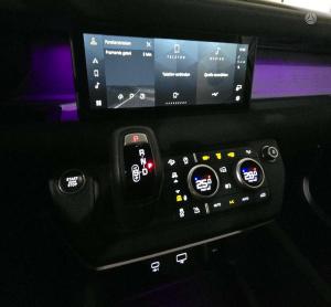 Balts Land Rover Defender 2024 Šauļi, ar dzinēja tilpumu 3.00 L un nobraukumu 35 tūkst. km par 58300 €, foto 17 vietnē AUTOMOTO.COM.LV