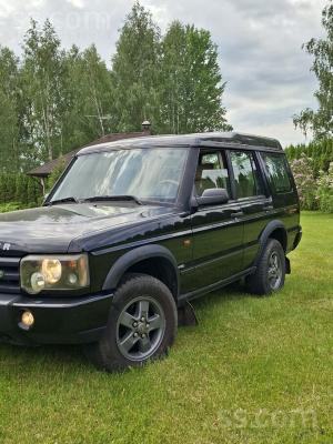 Melns Land Rover Discovery 2002 Jelgava, ar dzinēja tilpumu 2.50 L un nobraukumu 320 tūkst. km par 5300 €, foto  vietnē AUTOMOTO.COM.LV