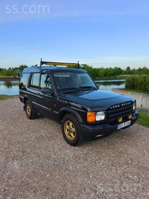 Melns Land Rover Discovery 2002 Jelgava, ar dzinēja tilpumu 2.50 L un nobraukumu 289 tūkst. km par 7874 €, foto 3 vietnē AUTOMOTO.COM.LV