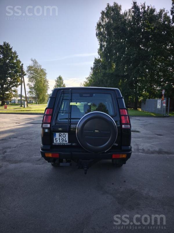 Melns Land Rover Discovery 2002 Jelgava, ar dzinēja tilpumu 2.50 L un nobraukumu 290 tūkst. km par 6500 €, foto 6 vietnē AUTOMOTO.COM.LV
