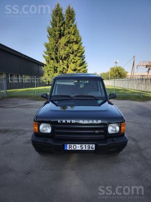 Melns Land Rover Discovery 2002 Jelgava, ar dzinēja tilpumu 2.50 L un nobraukumu 290 tūkst. km par 6500 €, foto 4 vietnē AUTOMOTO.COM.LV