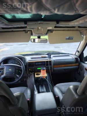 Melns Land Rover Discovery 2002 Jelgava, ar dzinēja tilpumu 2.50 L un nobraukumu 290 tūkst. km par 6500 €, foto 13 vietnē AUTOMOTO.COM.LV