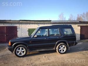 Melns Land Rover Discovery 2002 Jelgava, ar dzinēja tilpumu 2.50 L un nobraukumu 290 tūkst. km par 6500 €, foto 17 vietnē AUTOMOTO.COM.LV