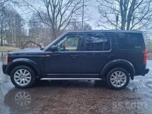 Melns Land Rover Discovery 2005 Rīga, ar dzinēja tilpumu 2.70 L un nobraukumu 299 tūkst. km par 4800 €, foto 5 vietnē AUTOMOTO.COM.LV