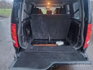 Melns Land Rover Discovery 2005 Rīga, ar dzinēja tilpumu 2.70 L un nobraukumu 299 tūkst. km par 4800 €, foto 14 vietnē AUTOMOTO.COM.LV