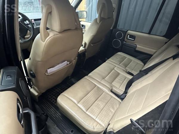 Melns Land Rover Discovery 2005 Rīga, ar dzinēja tilpumu 2.70 L un nobraukumu 420 tūkst. km par 1500 €, foto 5 vietnē AUTOMOTO.COM.LV