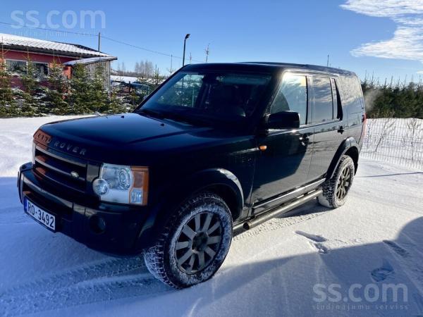 Black Land Rover Discovery 2005 in Talsi, with an engine capacity of 2.70 L and mileage of 387 thousand km for 4500 €, photo 4 on AUTOMOTO.COM.LV