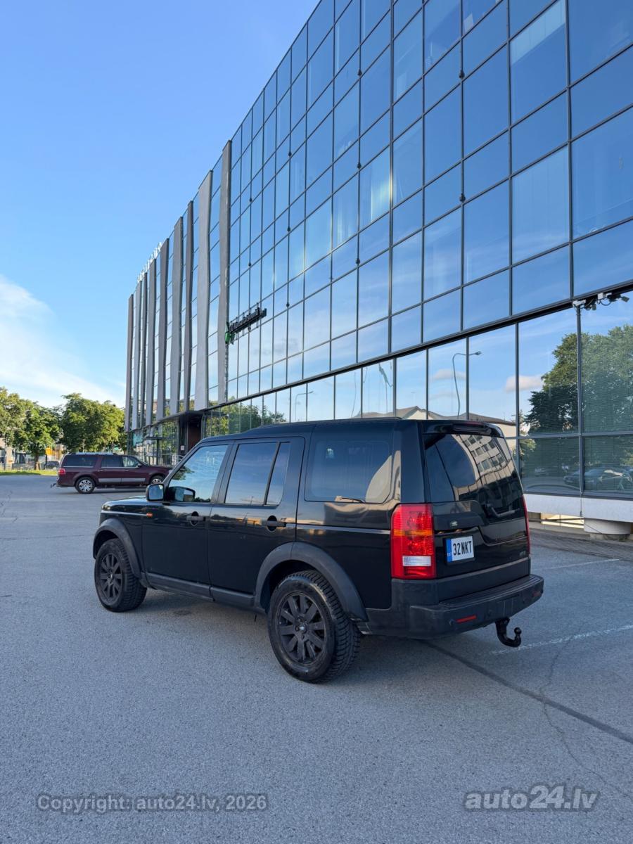 Melns Land Rover Discovery 2005 Tallina, ar dzinēja tilpumu 2.70 L un nobraukumu 298 tūkst. km par 3999 €, foto 5 vietnē AUTOMOTO.COM.LV