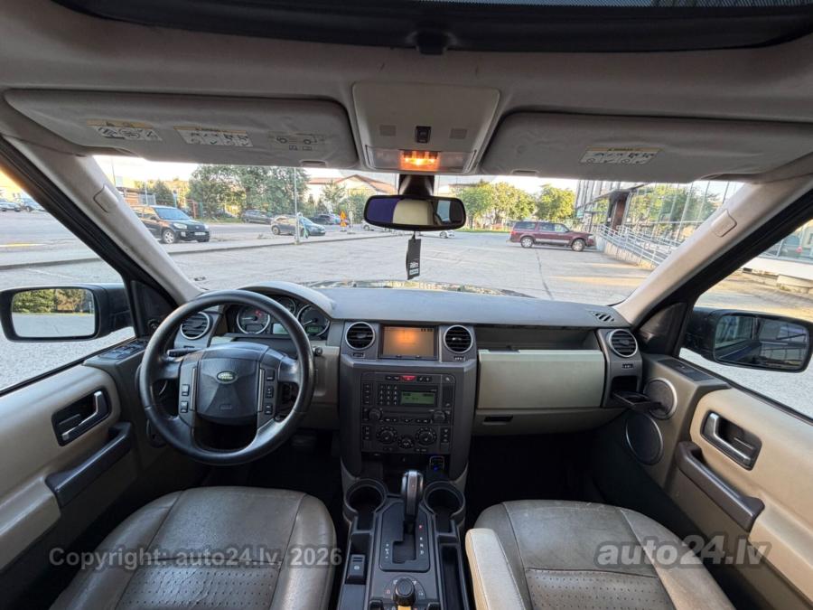 Melns Land Rover Discovery 2005 Tallina, ar dzinēja tilpumu 2.70 L un nobraukumu 298 tūkst. km par 3999 €, foto 9 vietnē AUTOMOTO.COM.LV