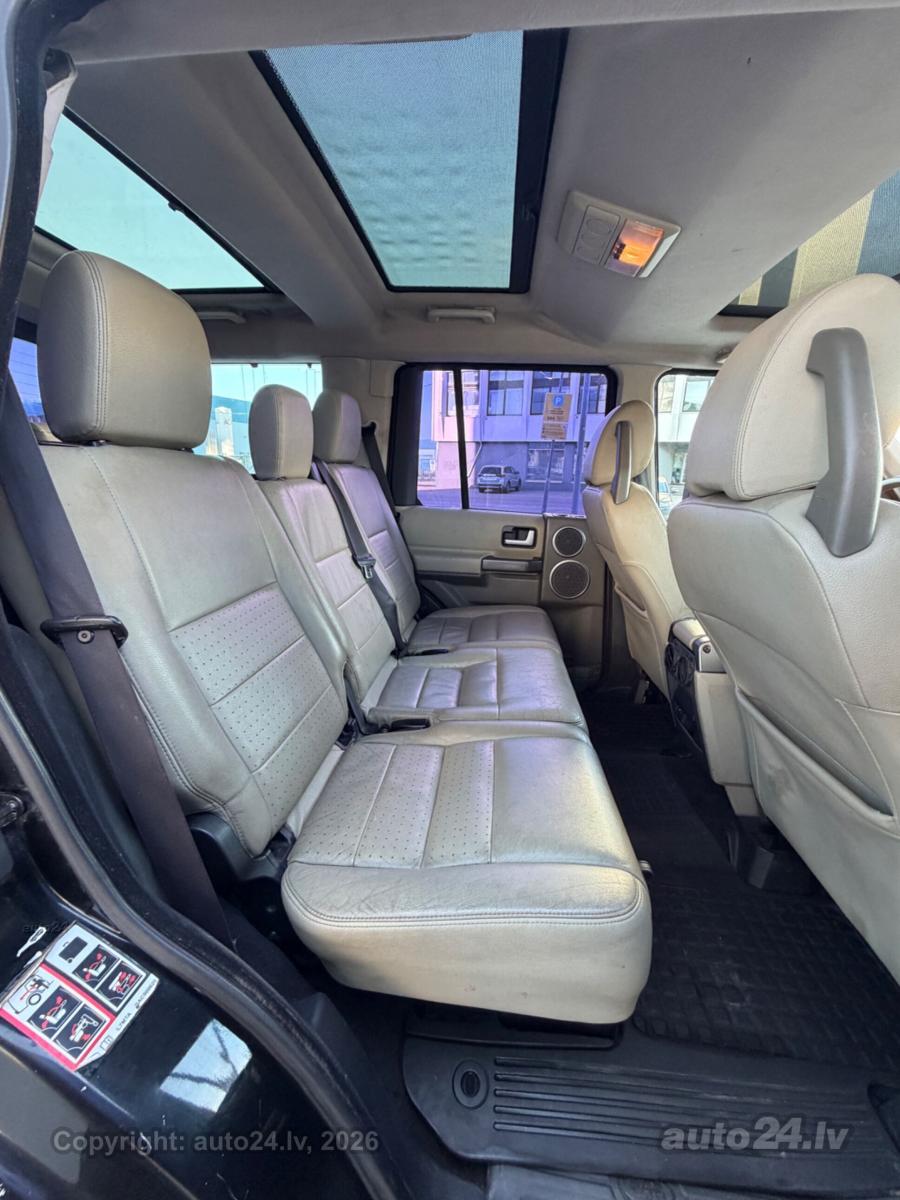 Melns Land Rover Discovery 2005 Tallina, ar dzinēja tilpumu 2.70 L un nobraukumu 298 tūkst. km par 3999 €, foto 11 vietnē AUTOMOTO.COM.LV