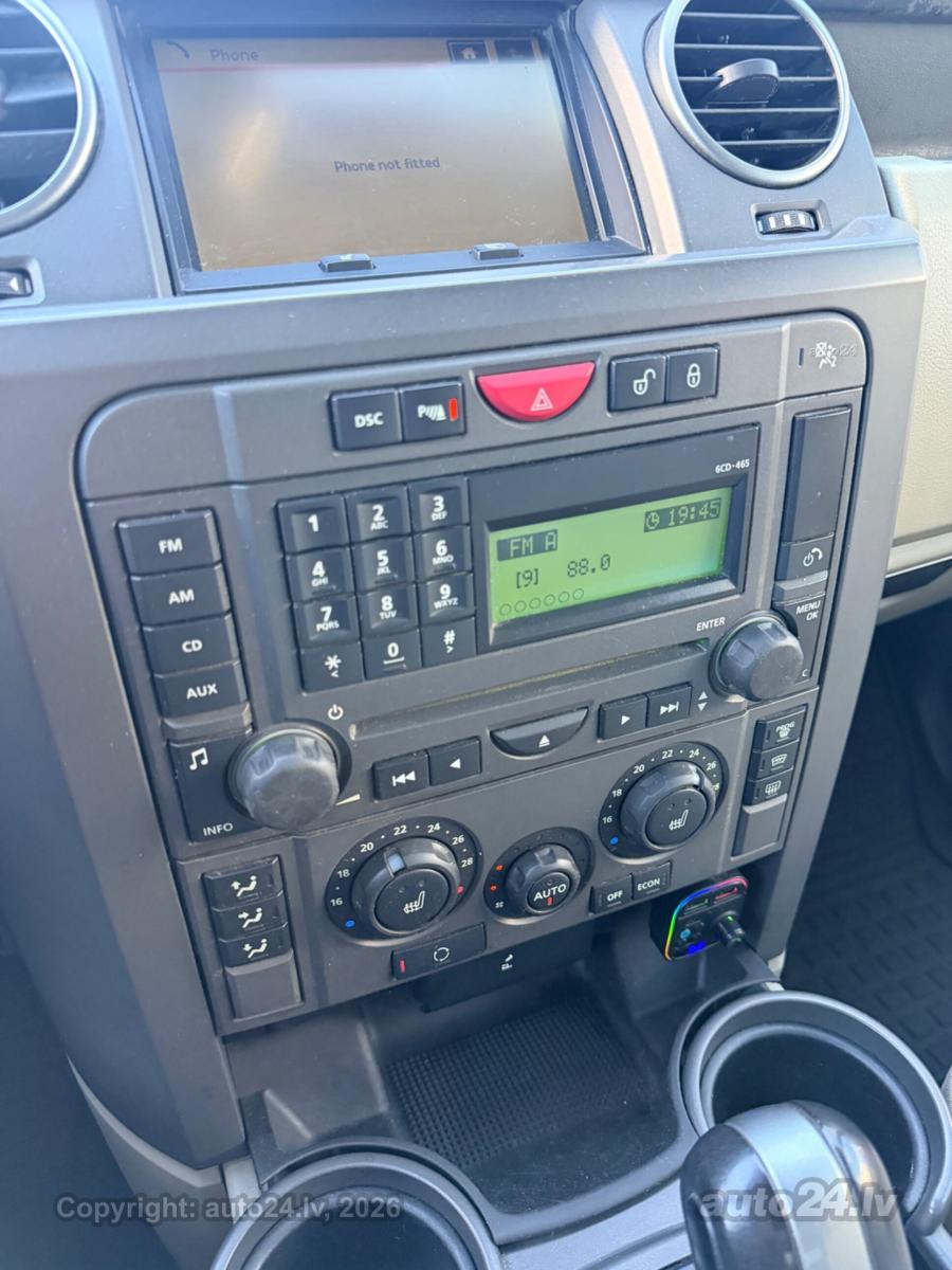 Melns Land Rover Discovery 2005 Tallina, ar dzinēja tilpumu 2.70 L un nobraukumu 298 tūkst. km par 3999 €, foto 15 vietnē AUTOMOTO.COM.LV